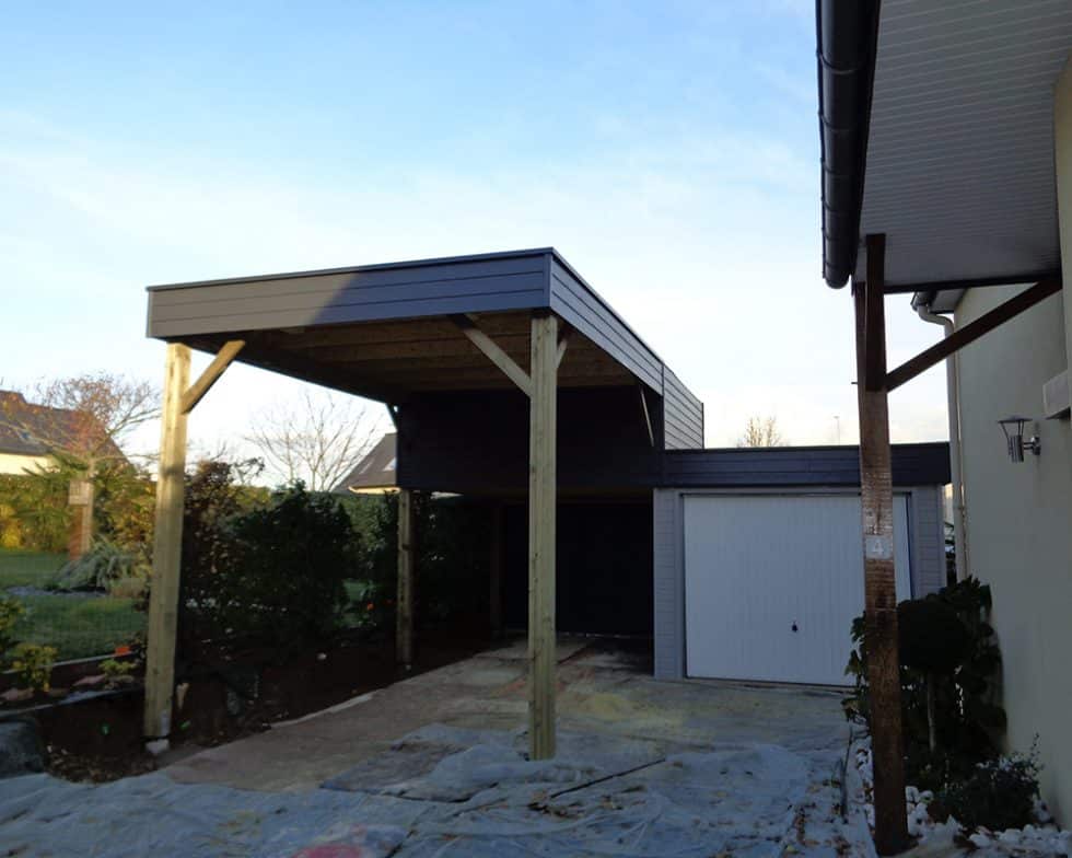 Grand carport toit plat et son abri - Le Péron Créations