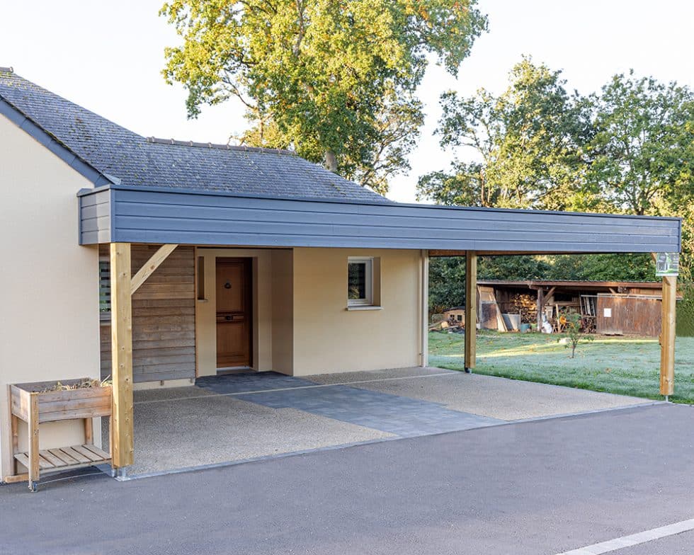 Grand carport accolé - Le Péron Créations